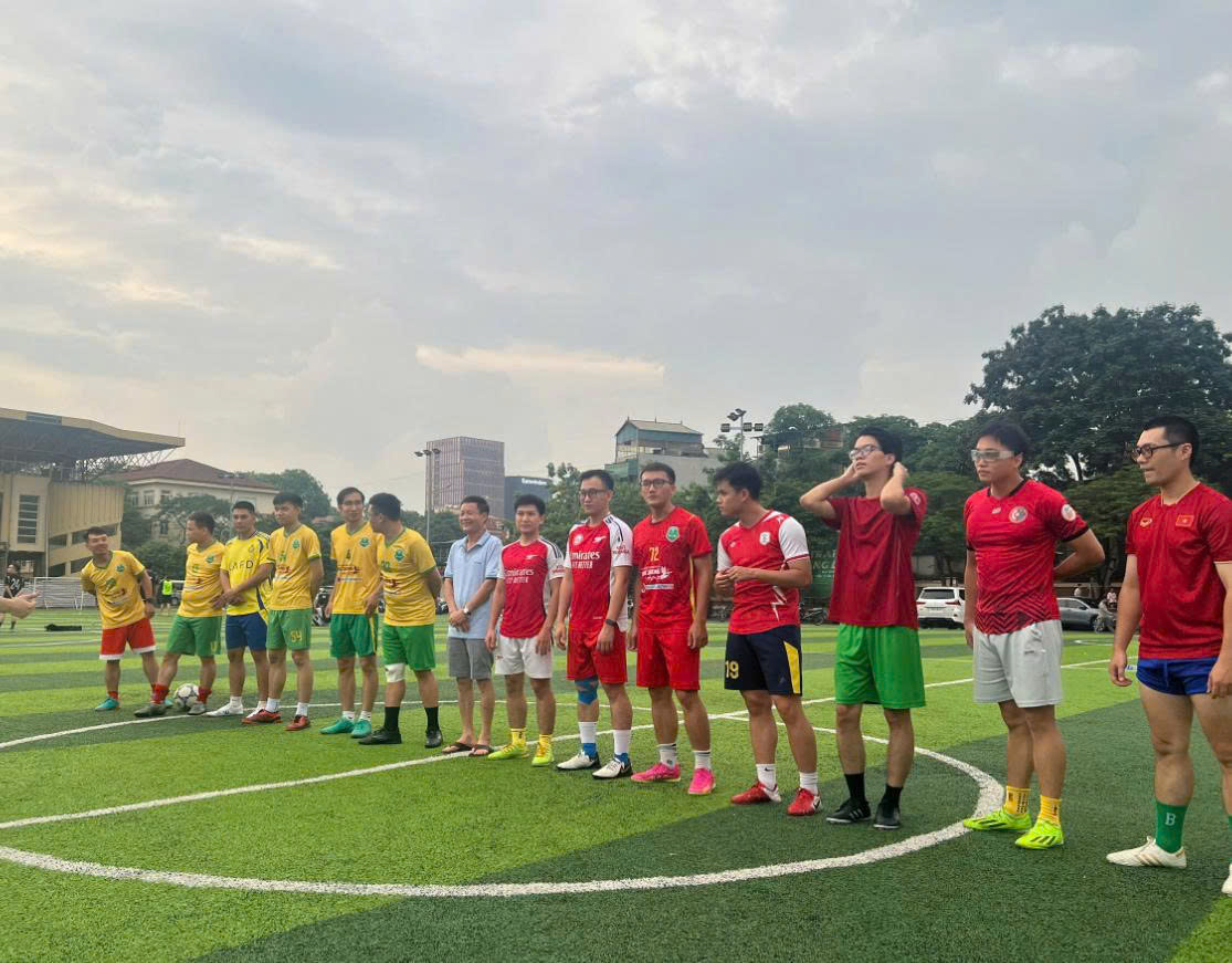 PCC FC League 2025 Vòng 19: Trận cầu đi từ nghẹt thở tới tắc thở với ...
